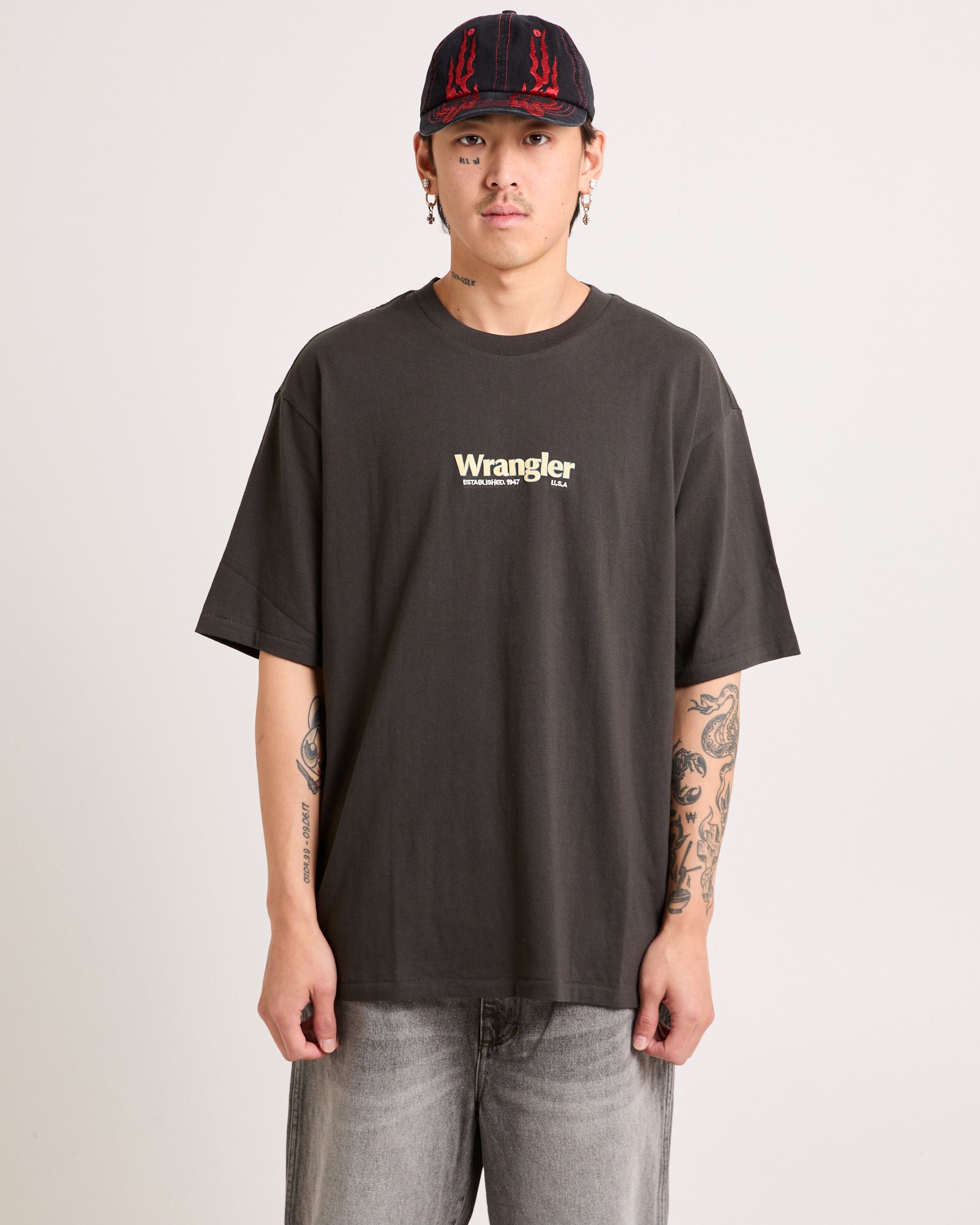 Modello Slacker T-Shirt – General Pants Co.