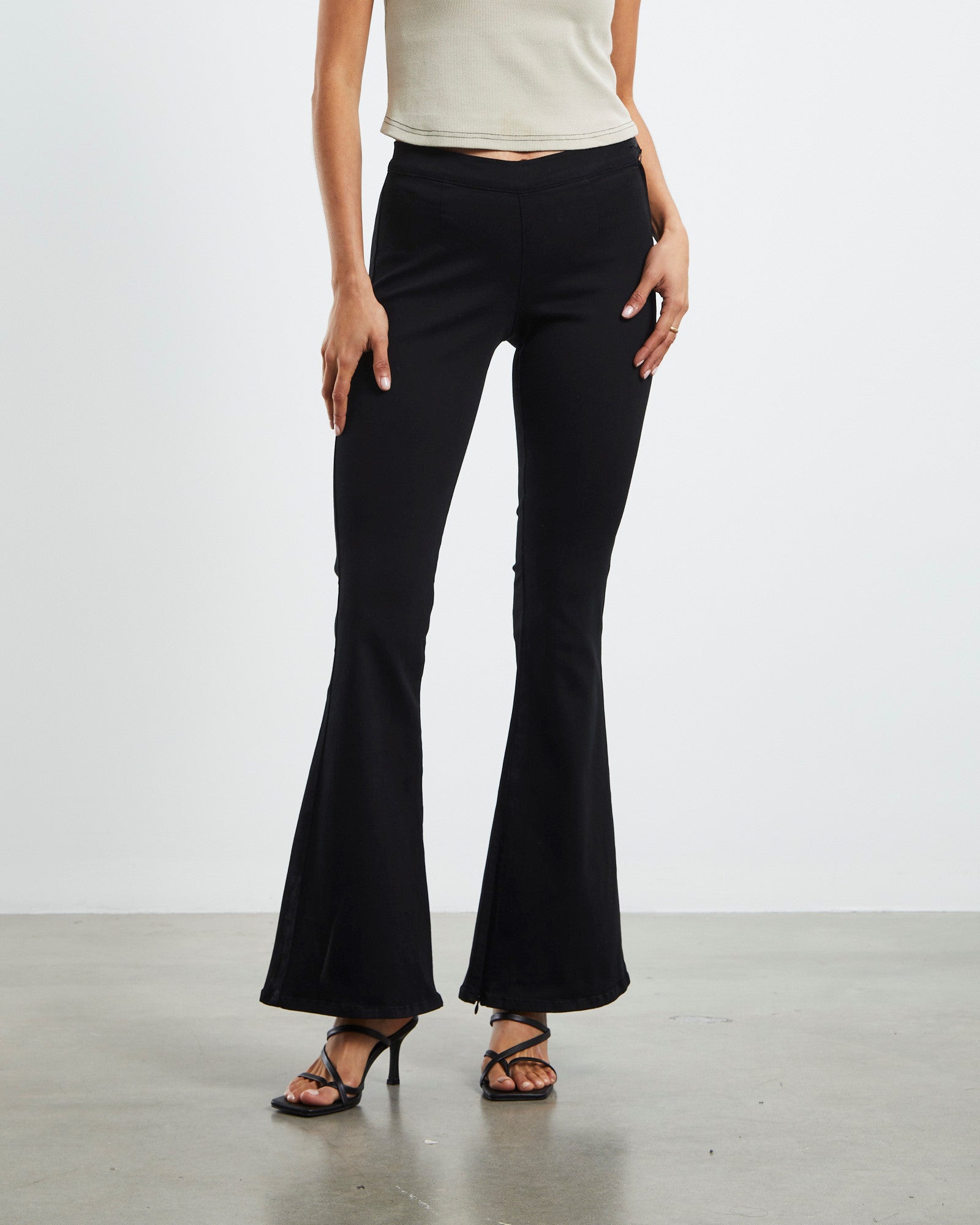 Devon Jeans Kick Night Black – General Pants Co.